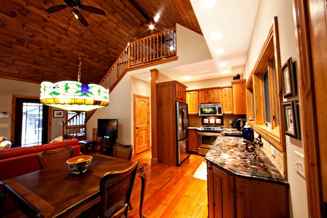 Family Retreat Guest - DLH Builders